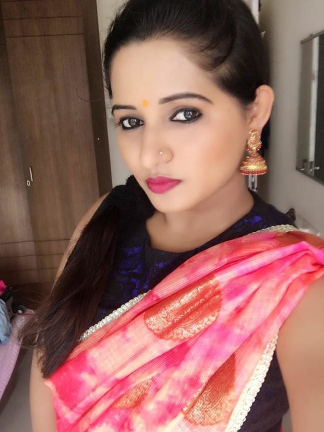 Aditi Rai Biography, Age, Movies, Wiki, Marriage, Family, Photos