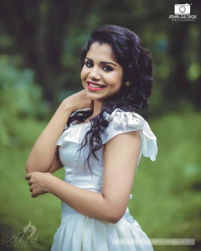 Jisma Jiji Biography, Age, Movies, Wiki, Marriage, Family, Photos