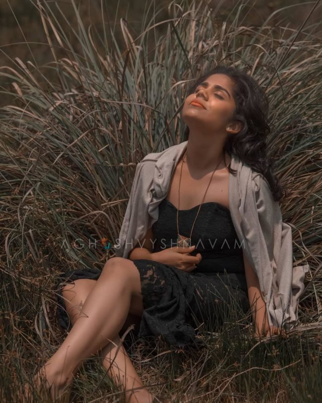 Jisma Jiji Biography, Age, Movies, Wiki, Marriage, Family, Photos