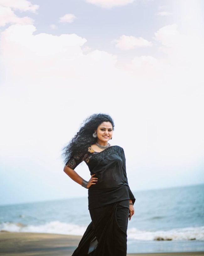 Vincy Aloshious Biography, Age, Movies, Wiki, Family & Photos