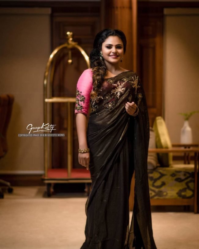Vincy Aloshious Biography, Age, Movies, Wiki, Family & Photos