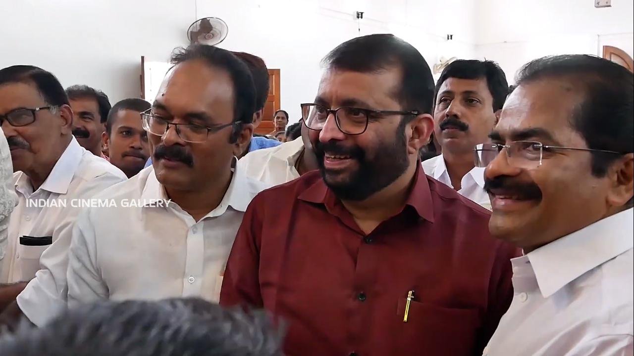 Eldho Abraham MLA Marriage [Photos] - MixIndia