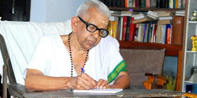 The great poet Akkitham Achuthan Namboothiri has passed away - Mix India
