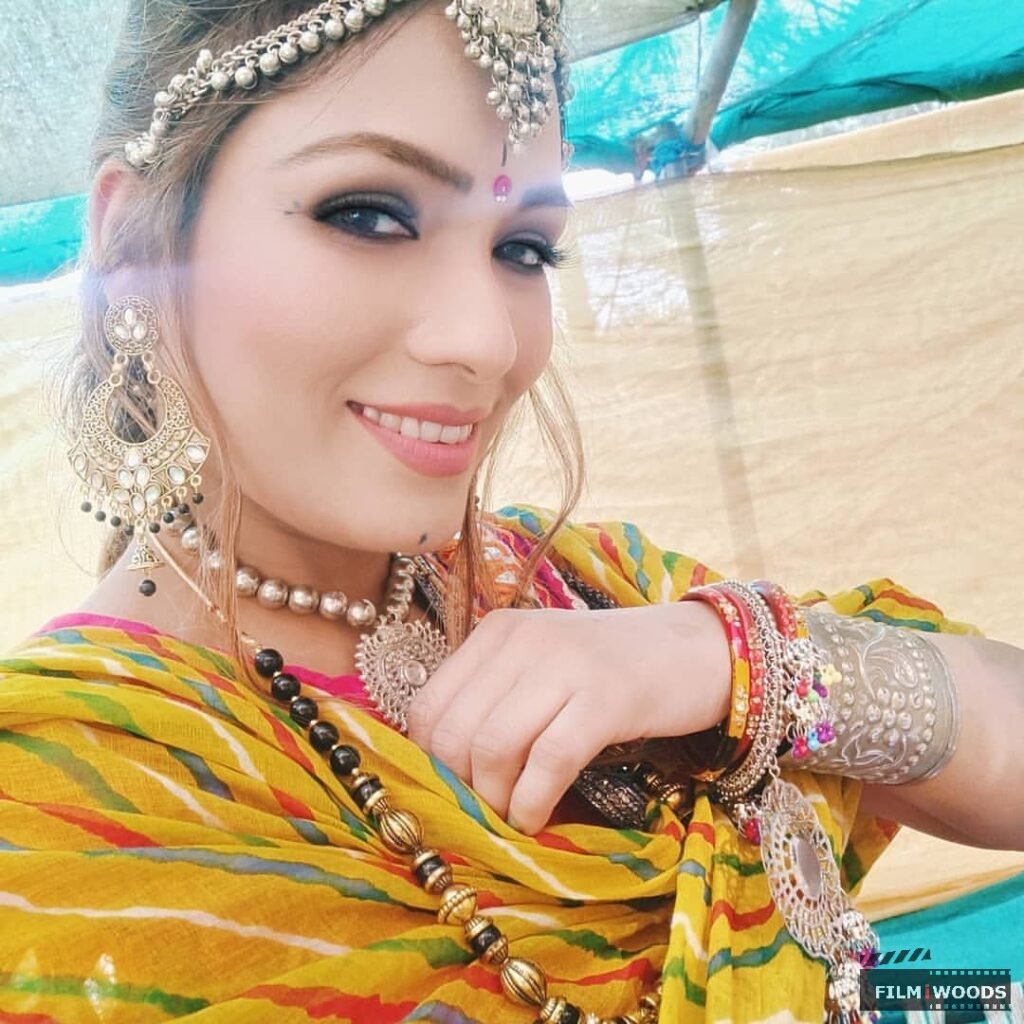 Zoya Rathore3 - MixIndia