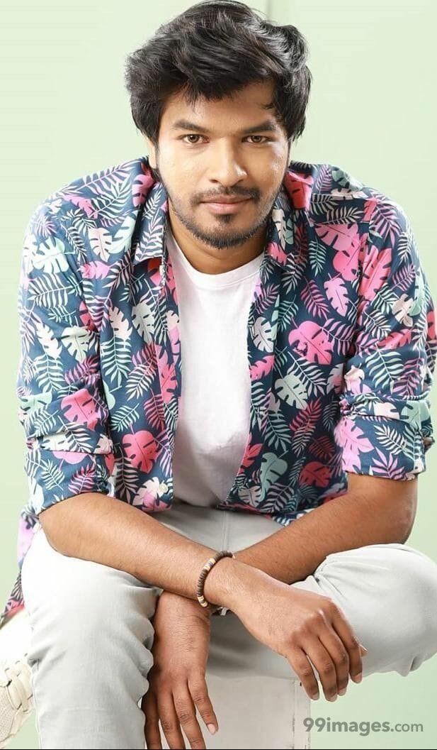 Madan Gowri Biography, Age, Family & Movies - MixIndia