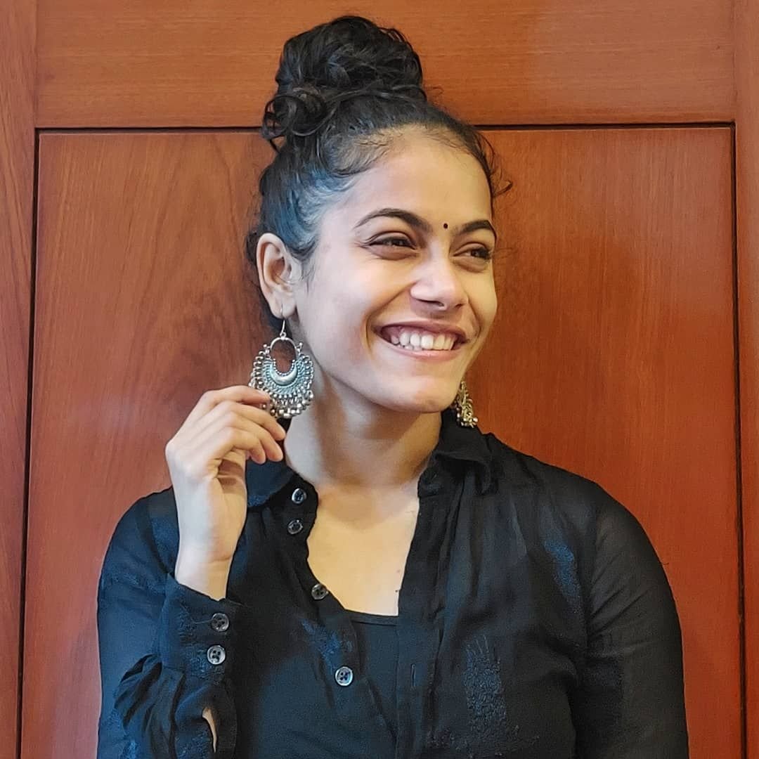 Swetha Warrier Biography, Age, Family & Movies - MixIndia