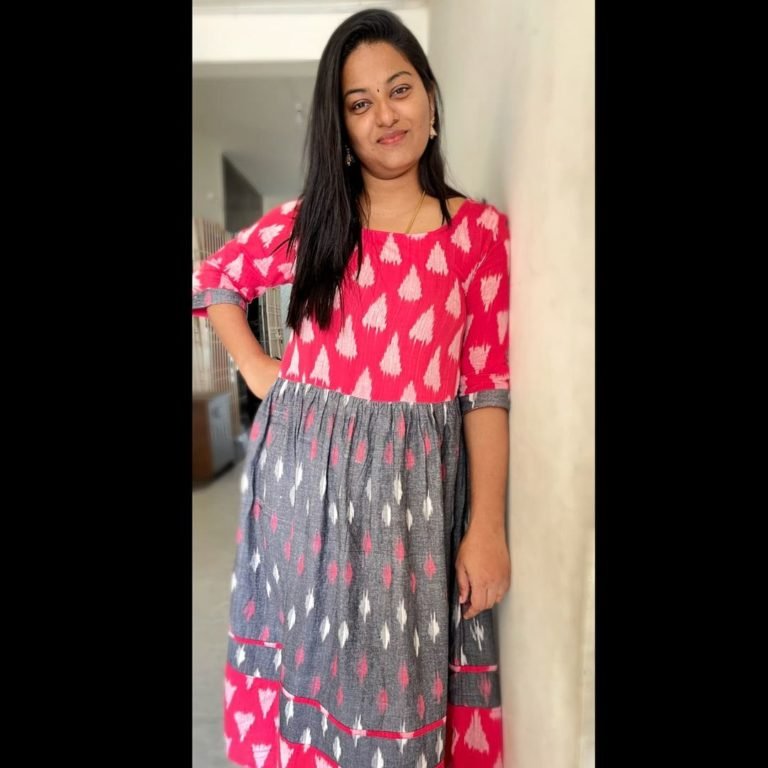 Deepa Biography, Age, Family & Movies - MixIndia
