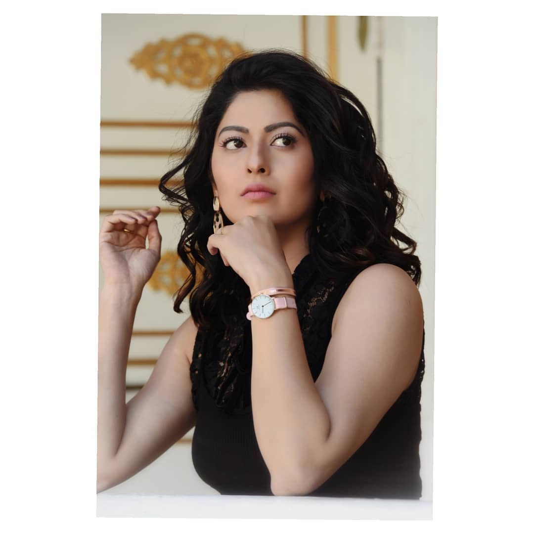 Abhidnya Bhave Photos (2) - MixIndia
