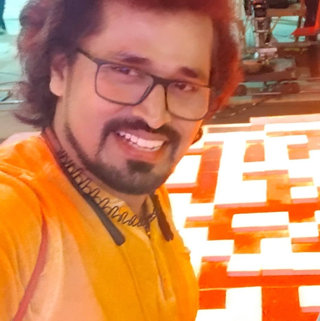 Andrews (Anchor) Biography, Age, Family & Movies - MixIndia
