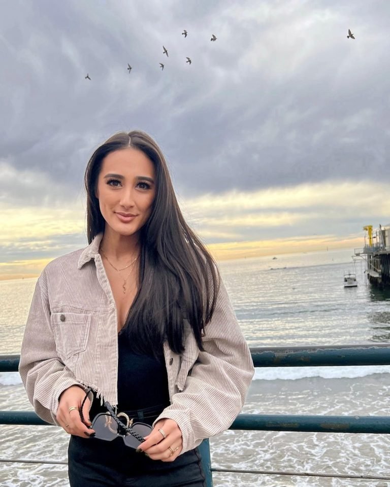 Jill Chin (The Bachelor) Biography, Age, Family & Movies - MixIndia