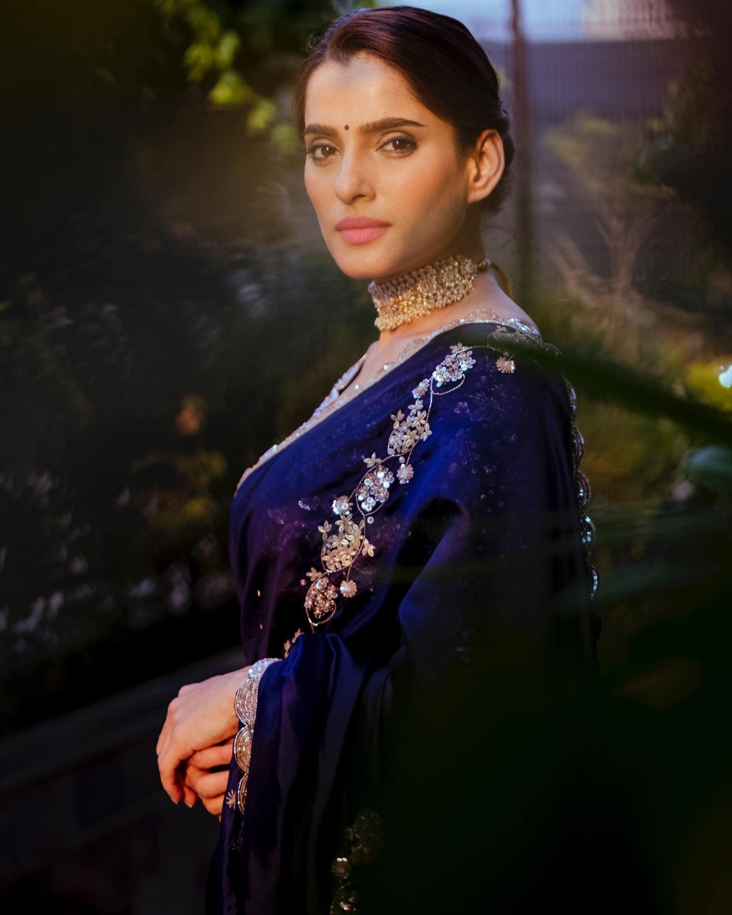 Priya Bapat Biography, Age, Family & Movies - MixIndia