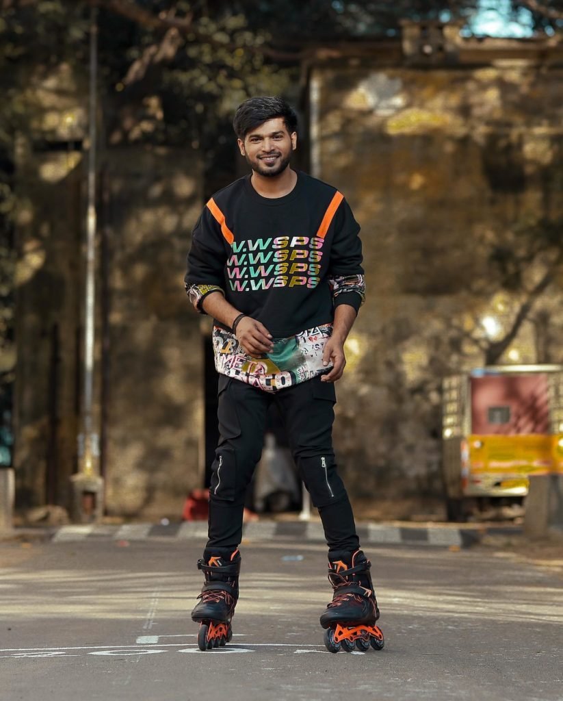 Rakshan Biography, Age, Family & Movies - MixIndia