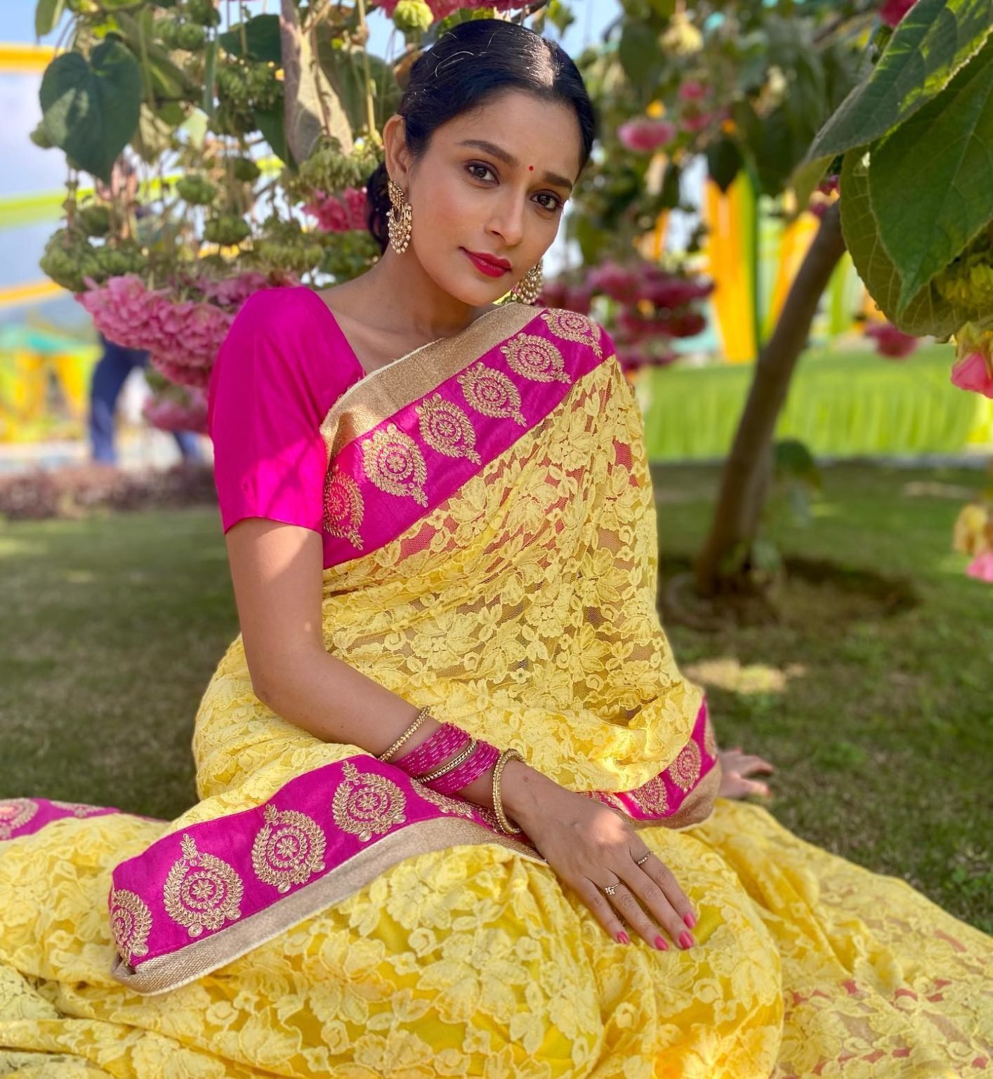 Samvedna Suwalka Biography, Age, Family & Movies - MixIndia
