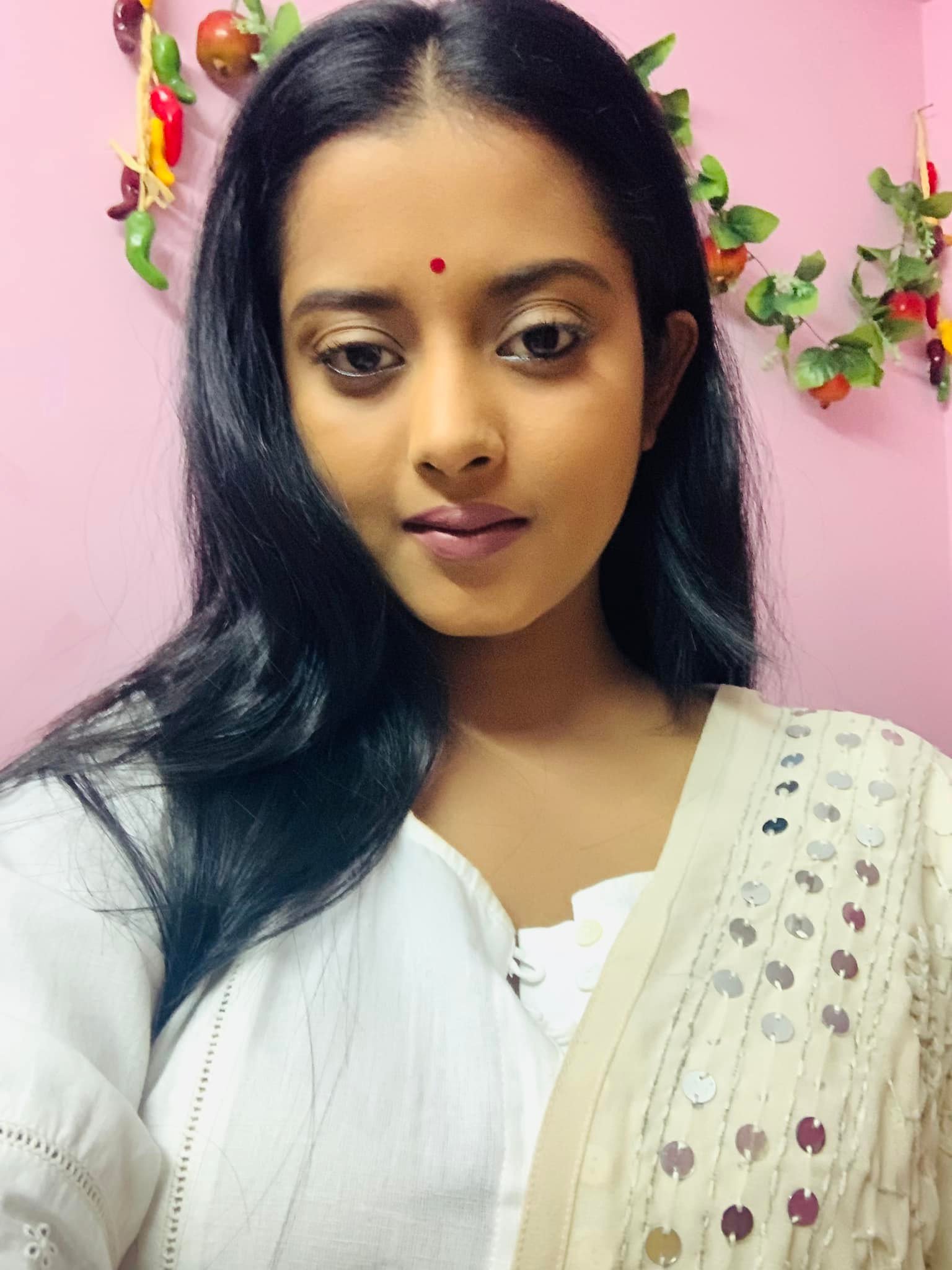 Shruti Das Biography, Age, Family & Movies - MixIndia