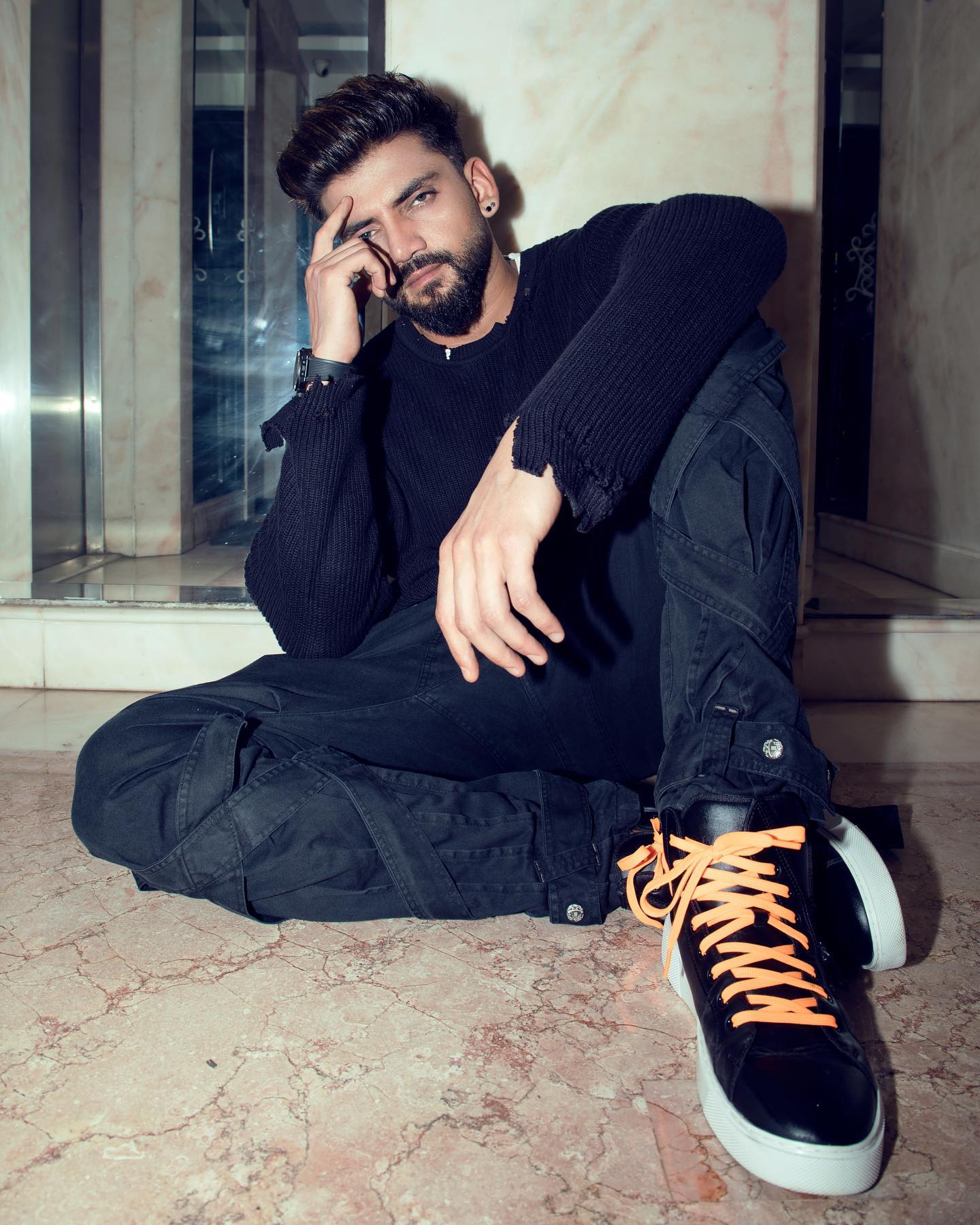 Zaheer Iqbal Biography, Age, Family & Movies - MixIndia