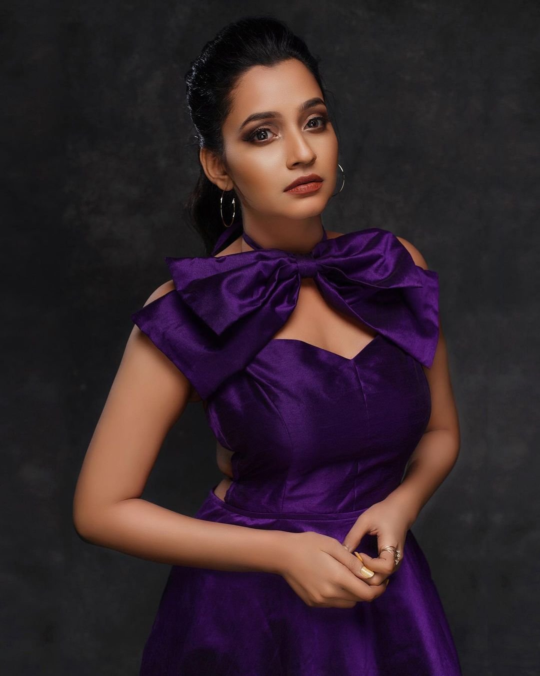 Abarnathi Biography, Age, Family & Movies - MixIndia
