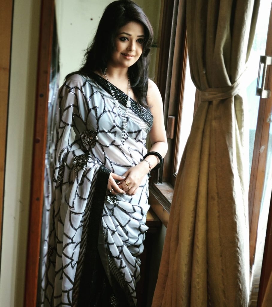 Mimi Dutta Biography, Age, Family & Movies - MixIndia