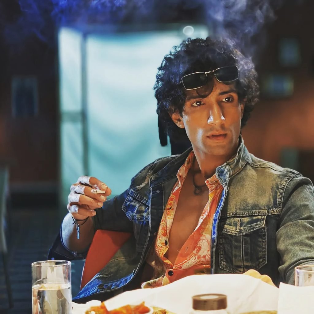 Rishav Basu Biography, Age, Family & Movies - MixIndia