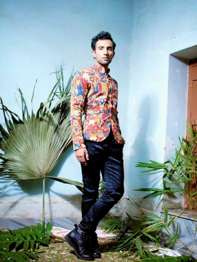 Rishav Basu Biography, Age, Family & Movies - MixIndia