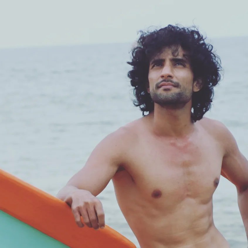 Rishav Basu Biography, Age, Family & Movies - MixIndia