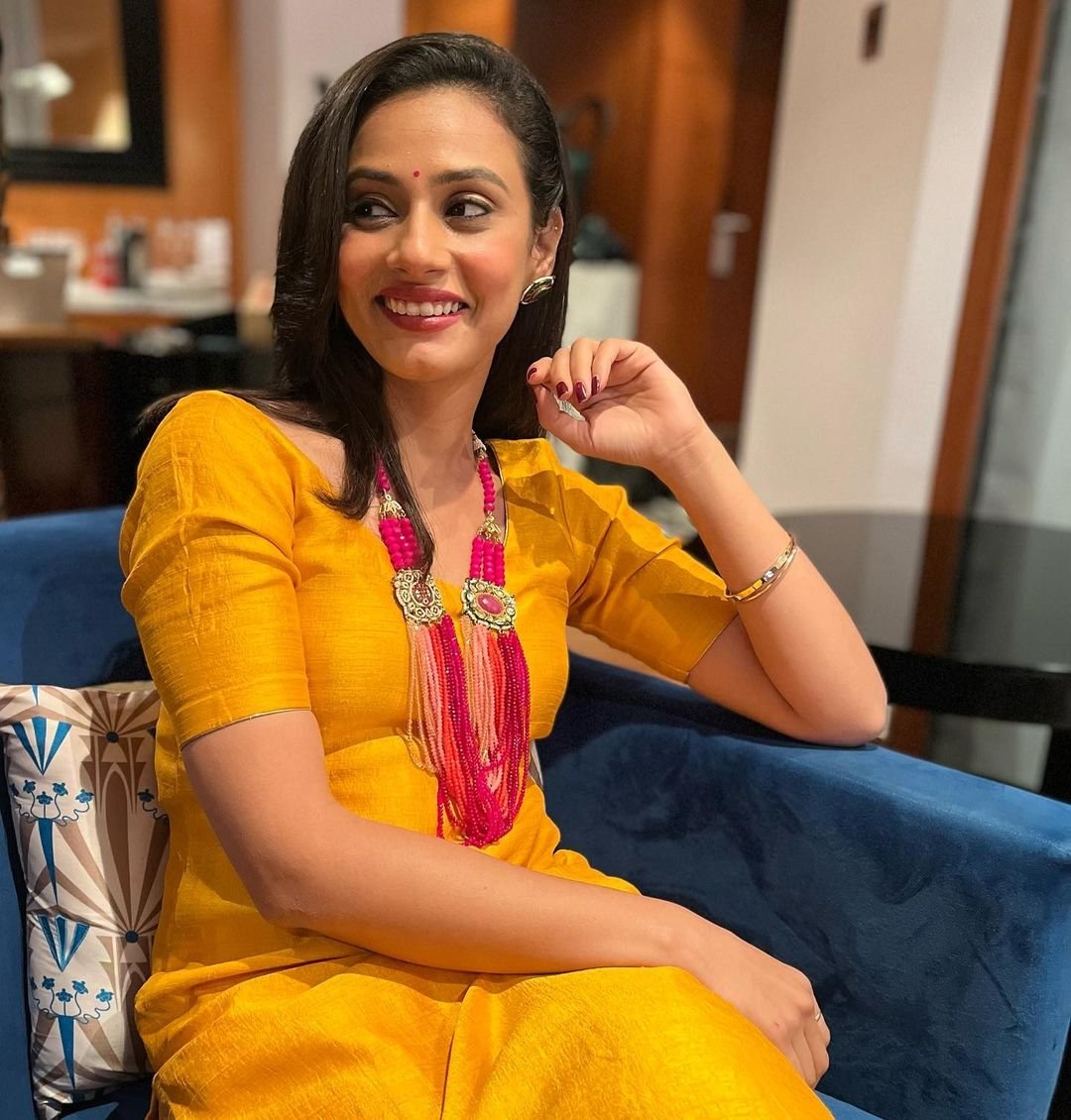 Taniya Kalra Biography, Age, Family & Movies - MixIndia
