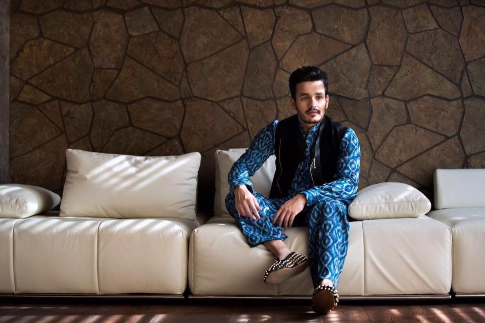 Akhil Akkineni Biography, Age, Family & Movies - MixIndia
