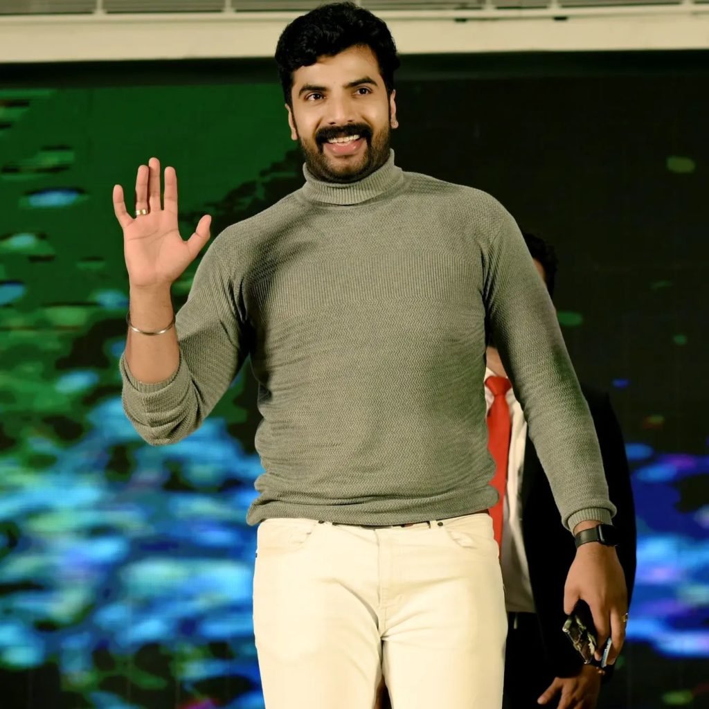 Anoop Krishnan Biography, Age, Family & Movies - MixIndia