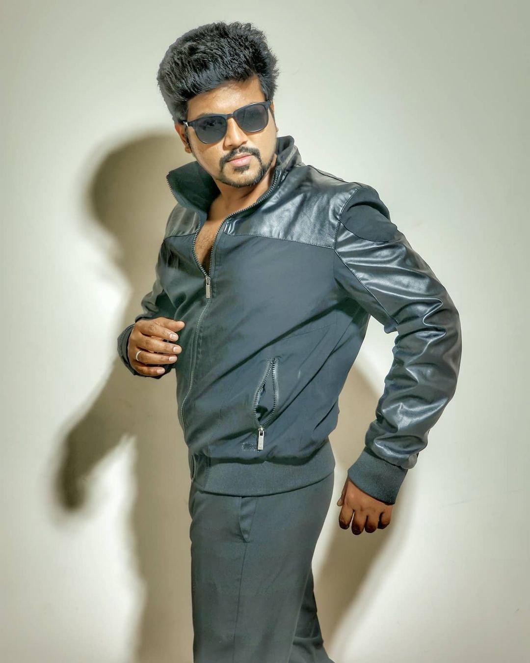 Azhar Biography, Age, Family & Movies - MixIndia