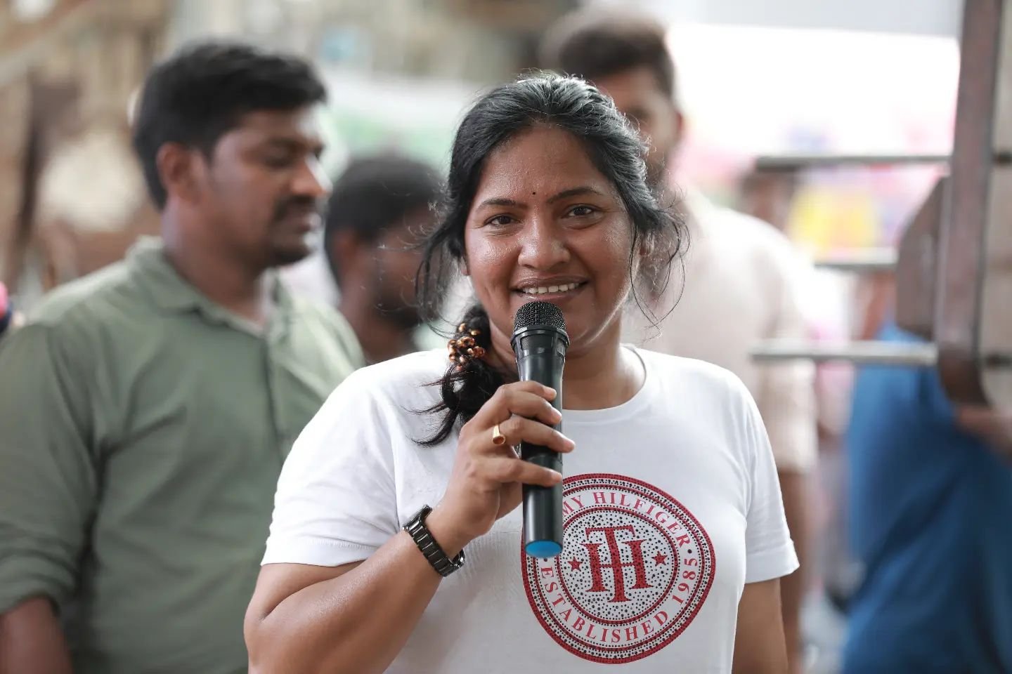 Lakshmi Sowjanya Biography, Age, Family & Movies - MixIndia