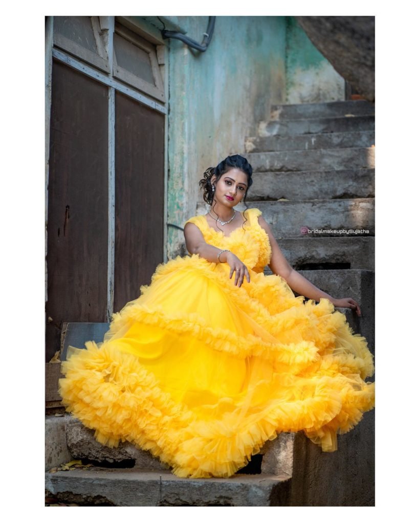 Likitha Murthy Biography, Age, Family & Movies - MixIndia