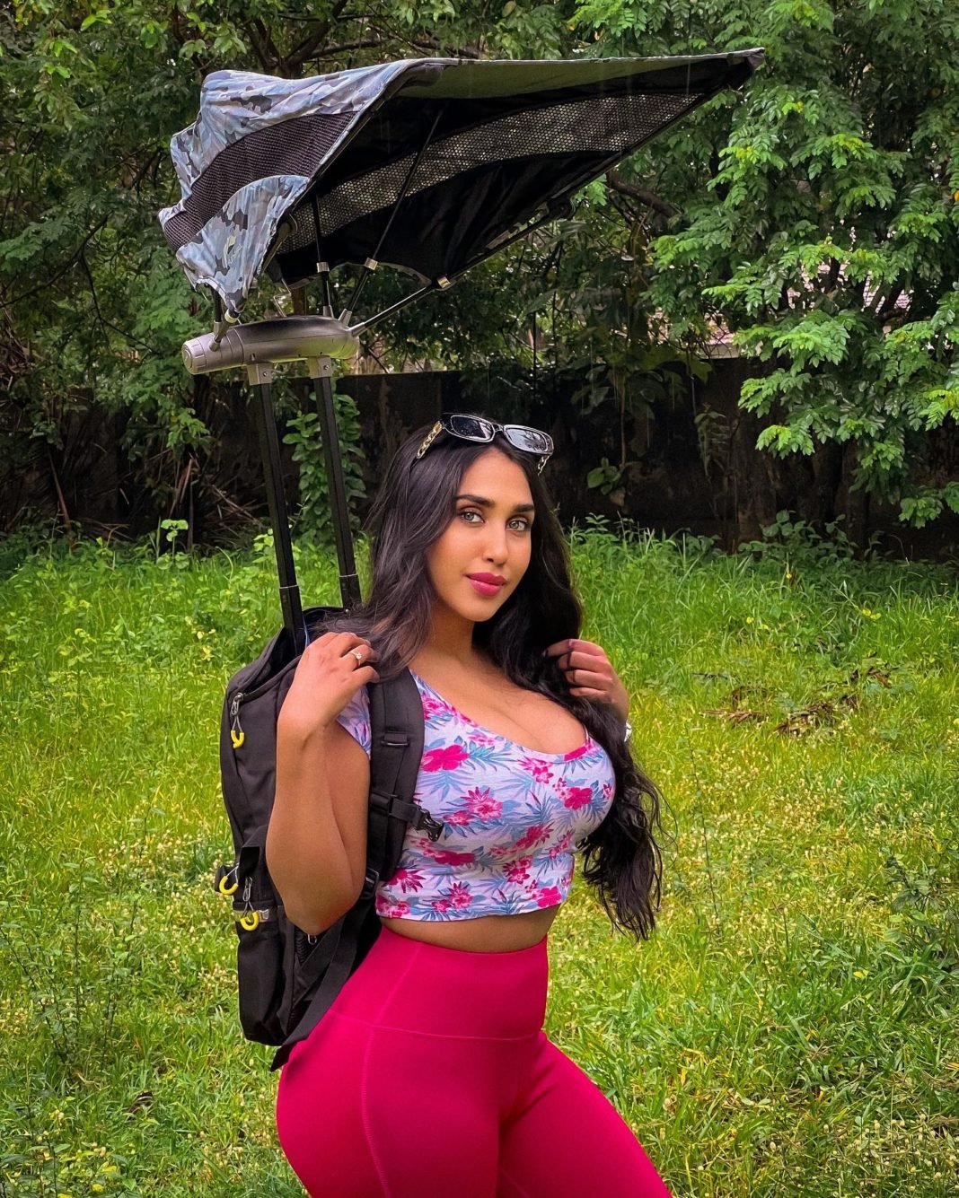 Scarlett Rose Biography, Age, Family & Movies - MixIndia