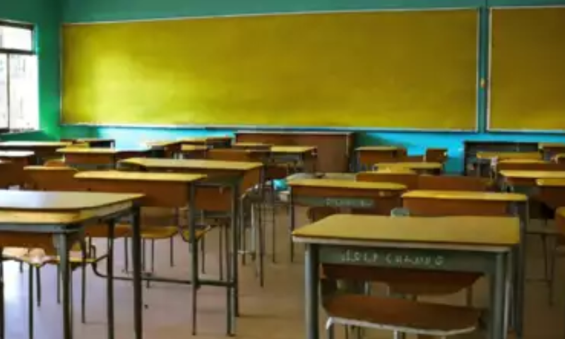 4th grader was stabbed by his classmates with a compass; Stabbed 108 ...