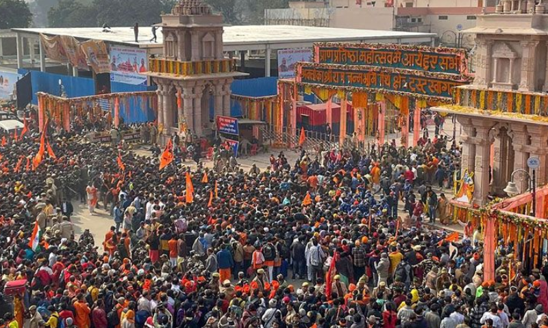 A huge rush of devotees after Ayodhya Pratishtha; Three lakh people ...